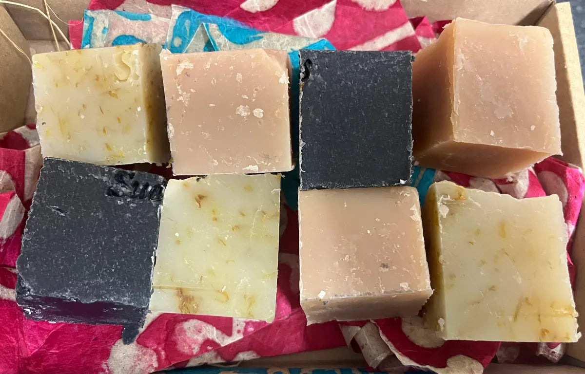 Mini Soaps Box – Suds